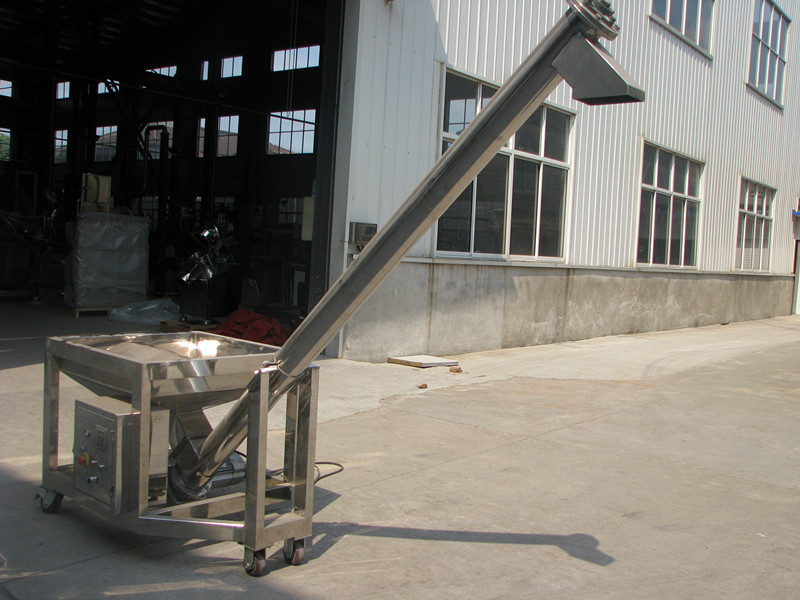Bergetar miring Menyampaikan Mesin & Hopper Screw Conveyor 3 Phase
